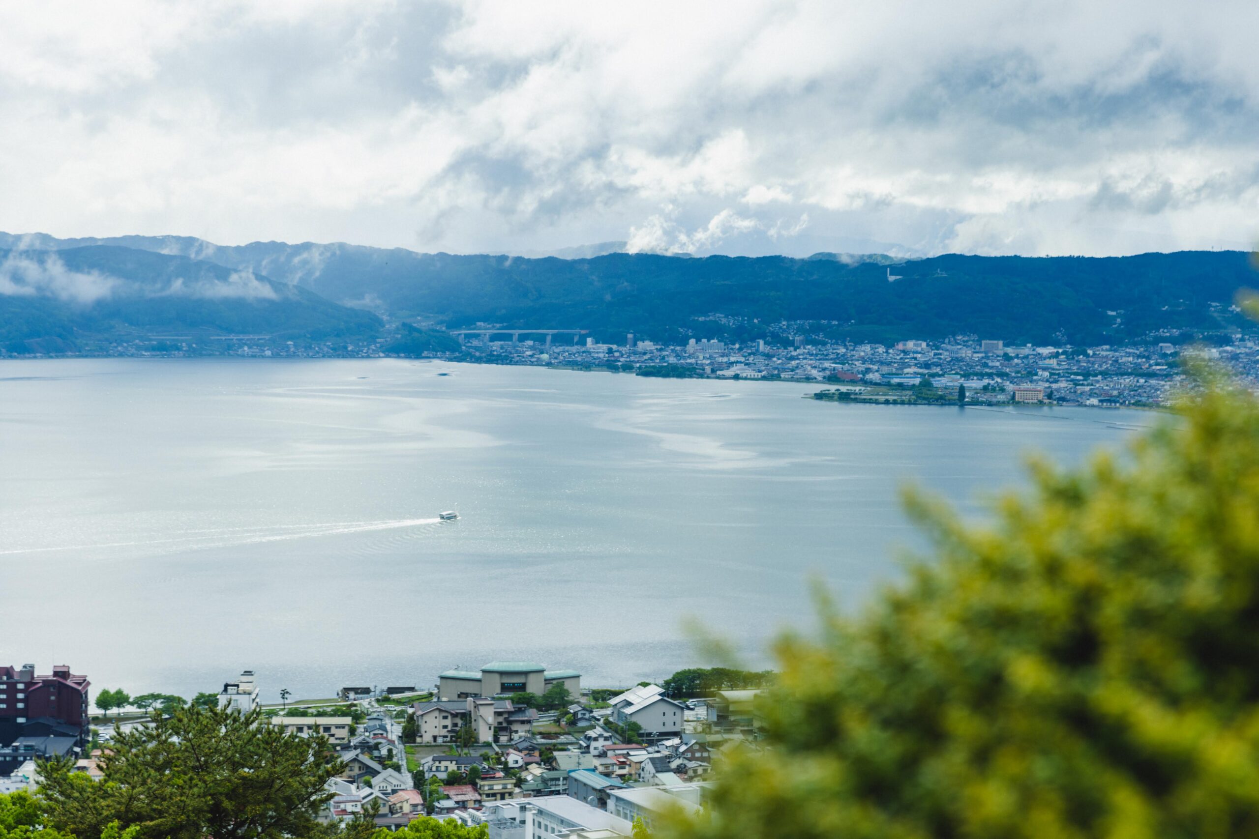 夏休み情報｜諏訪湖サマーナイト花火 7/25-8/24 - mitaya micro hotel